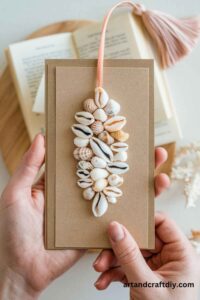 20+ Amazing Small Sea Shells Craft Ideas DIY - DIY Art and Crafts Ideas