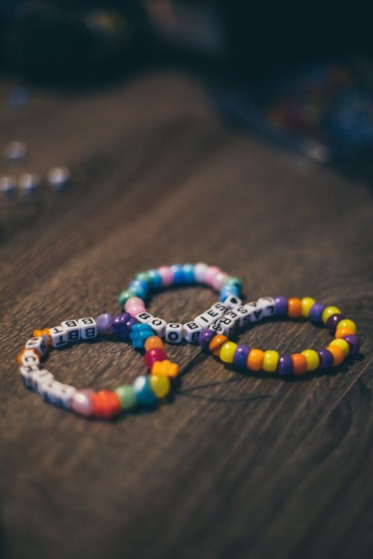 15 Heartwarming DIY Best Friend Gifts - DIY Art and Crafts Ideas
