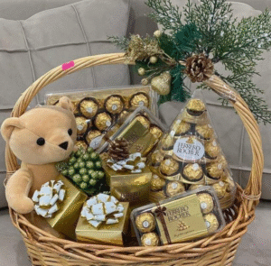 15+ Creative DIY Gift Baskets - DIY Art and Crafts Ideas