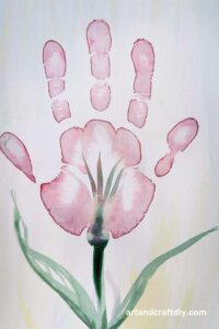 15 Fun & Meaningful Handprint Paper Lilies - DIY Art and Crafts Ideas