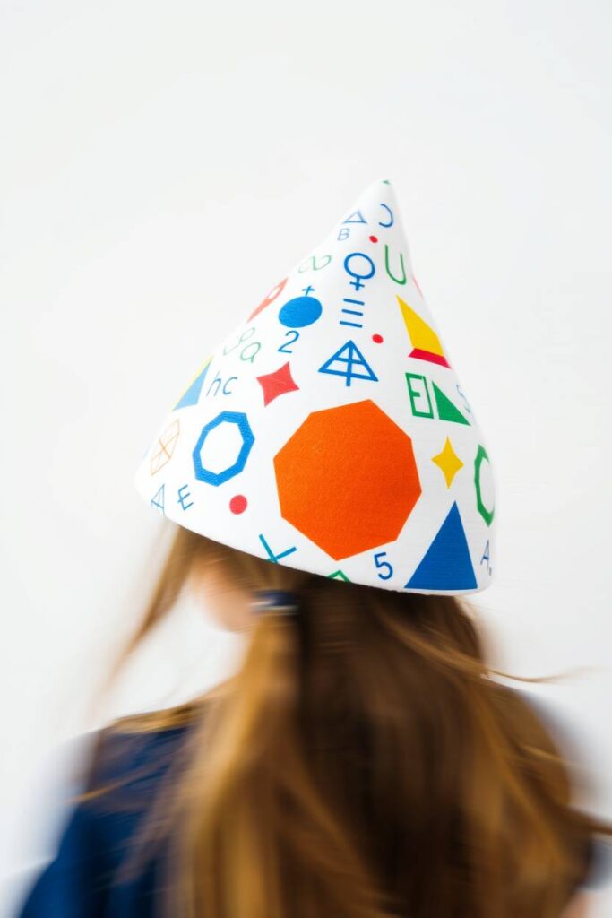 Fun and Creative Math Hat Ideas for Kids - DIY Art and Crafts Ideas