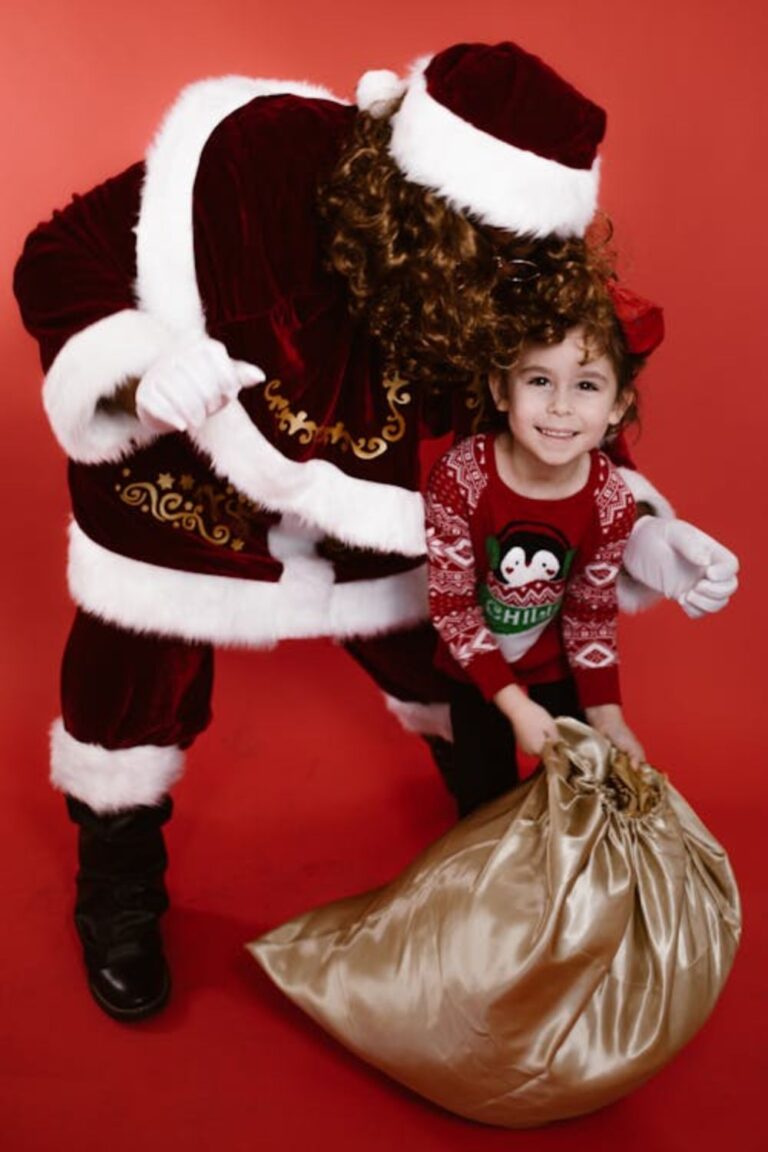 Magical Christmas Party Games for Kids - DIY Art and Crafts Ideas