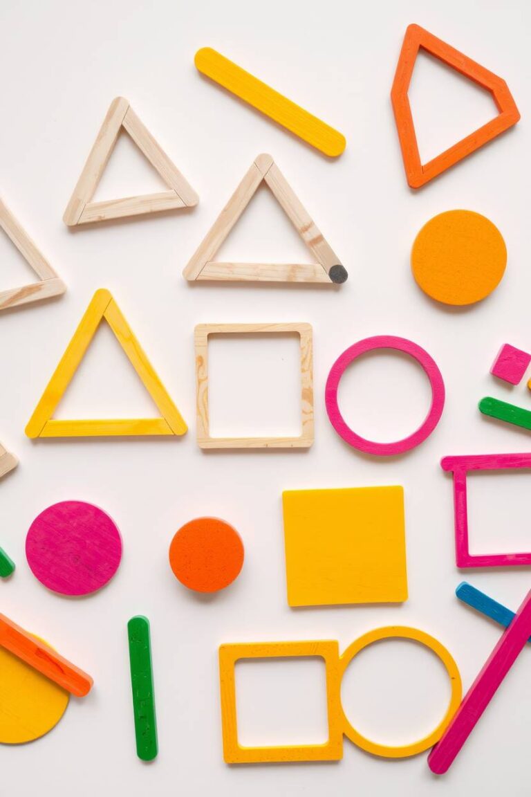 Easy and Educational Shape Crafts for Toddlers - DIY Art and Crafts Ideas