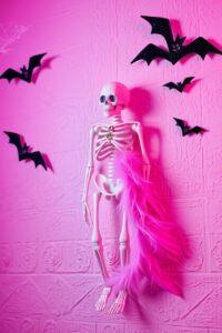 Spooky Pink Halloween Decor Ideas - DIY Art and Crafts Ideas