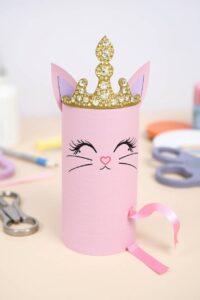 Cute Paper Roll Cat Craft - DIY Art and Crafts Ideas